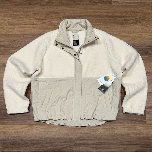 Vuori Highlands Sherpa Jacket